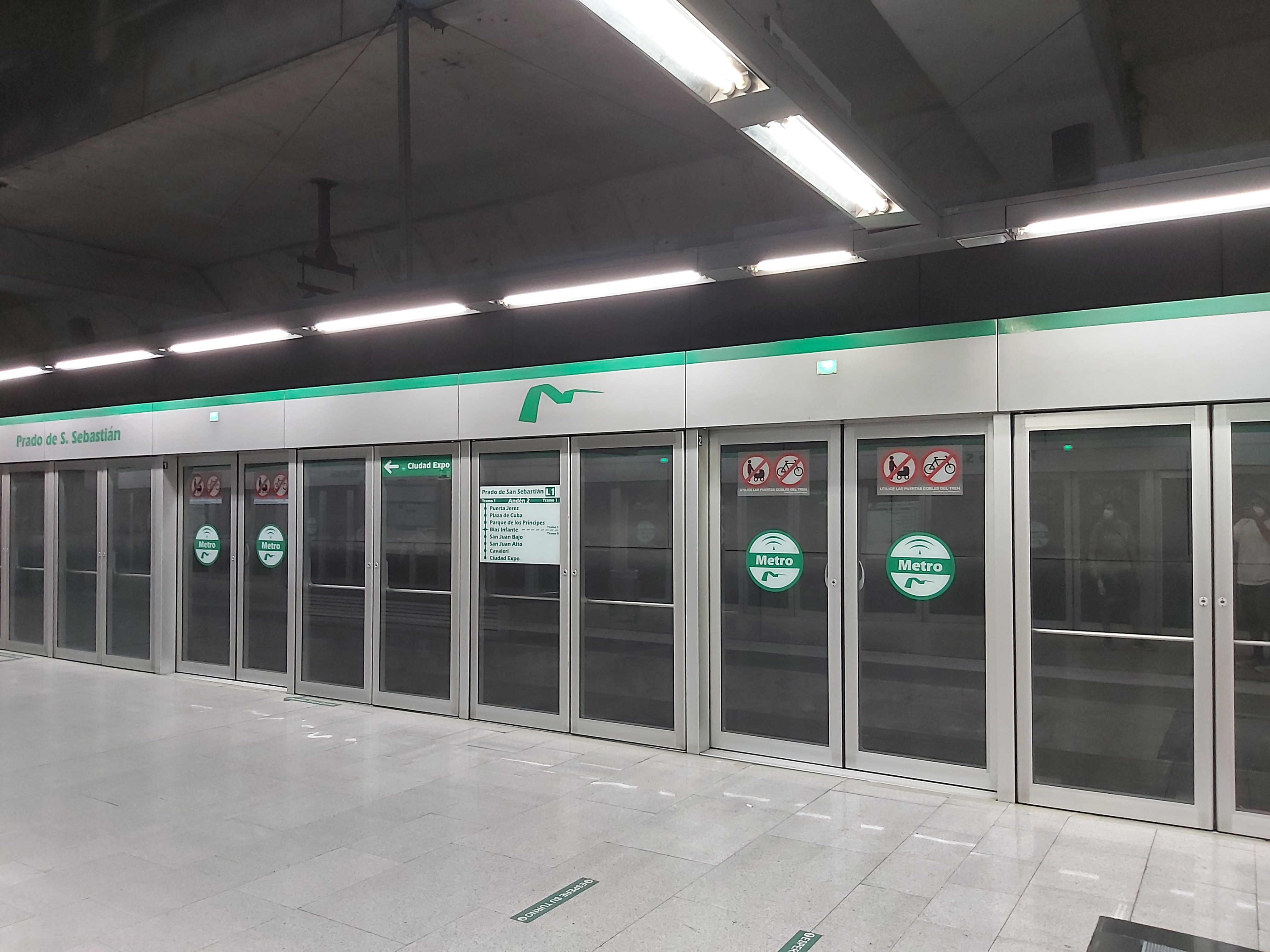 Look at These Cities with Safety Barrier Doors! Why Doesn’t Toronto ...
